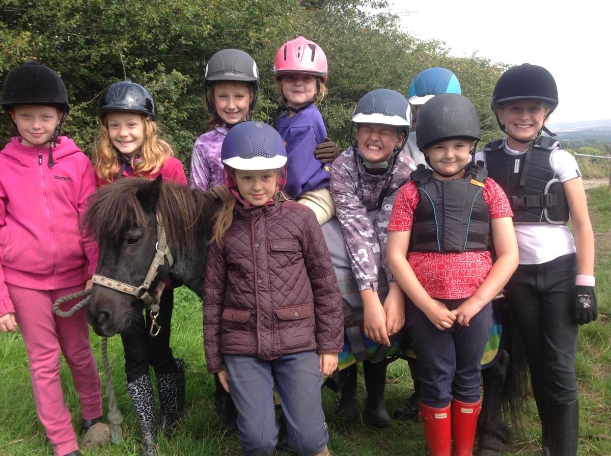 Pony Club – Holymoor Riding School & Hacking Centre
